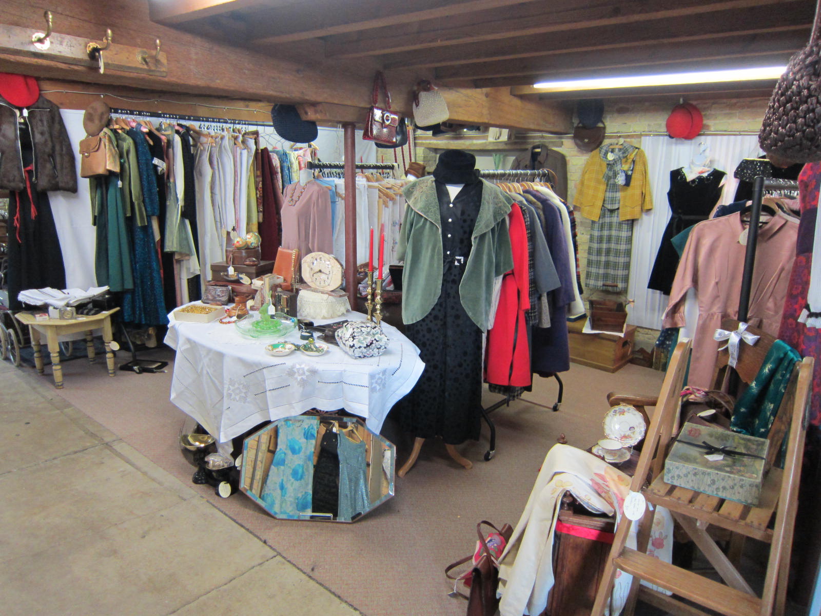 Waterside Antiques | stock sample