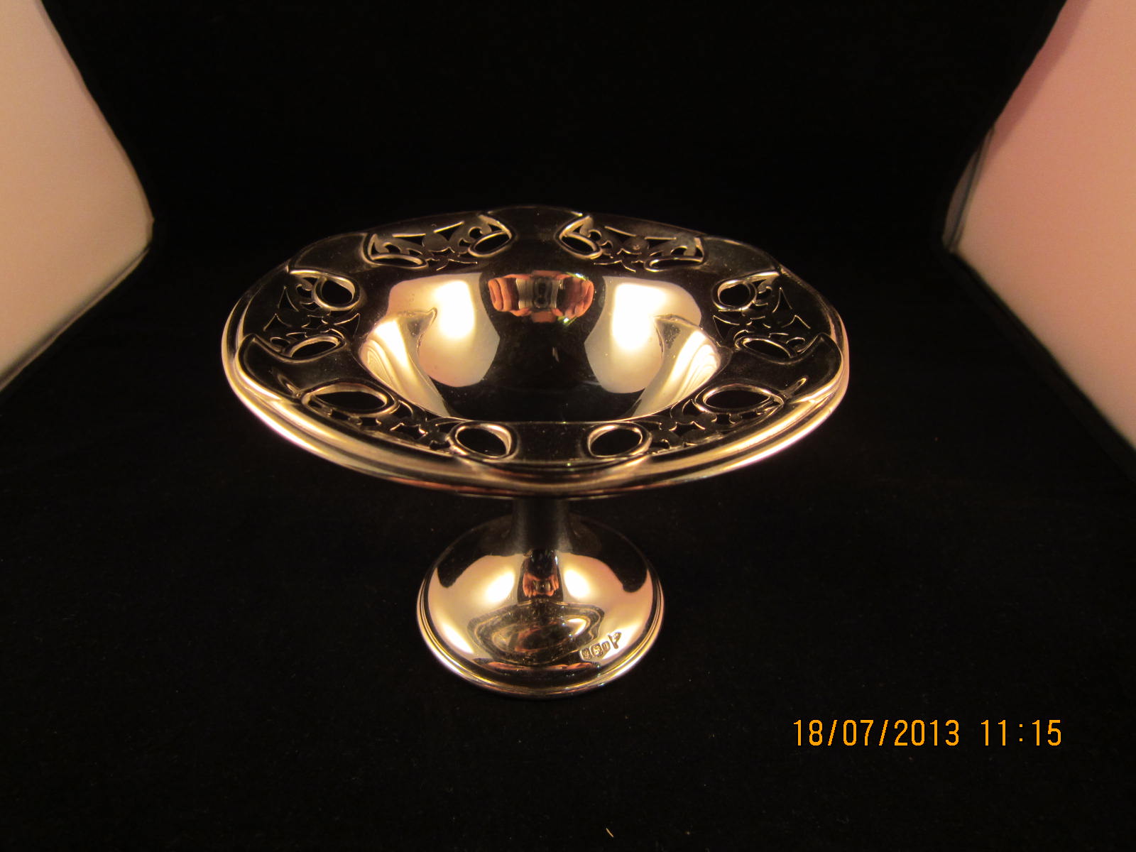Waterside Antiques | stock sample